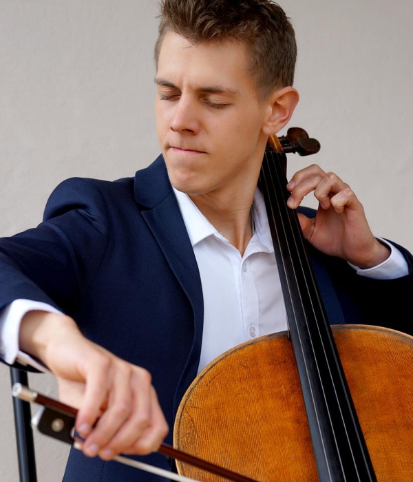 Matthias Balzat performs "Zhong" by Xu Tang - Raye Freedman Arts Centre